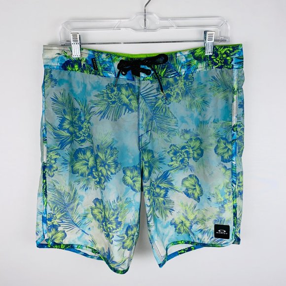 Oakley | Swim | Oakley Hawaiian Floral Printed Swim Trunks 32 | Poshmark